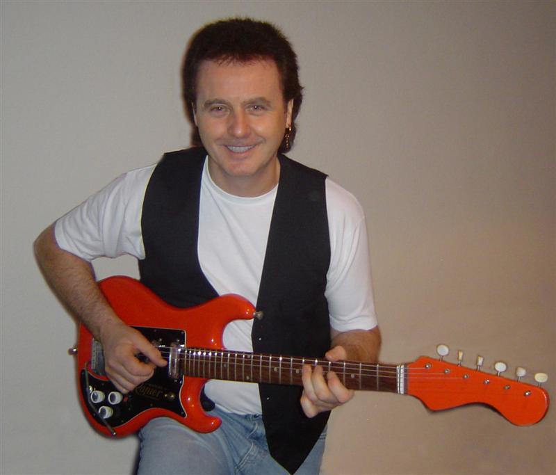 Συνέντευξη με τον Alan Lovell των “The Swinging Blue Jeans ...